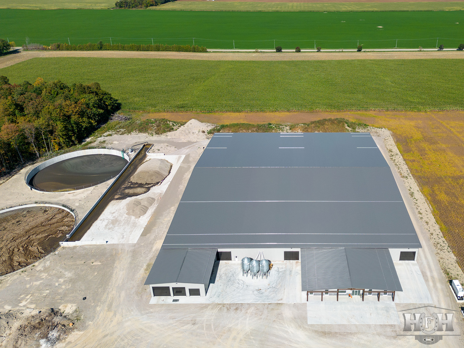 Thedford - Aug 2022 - Cross Vent Robot Barn | HFH
